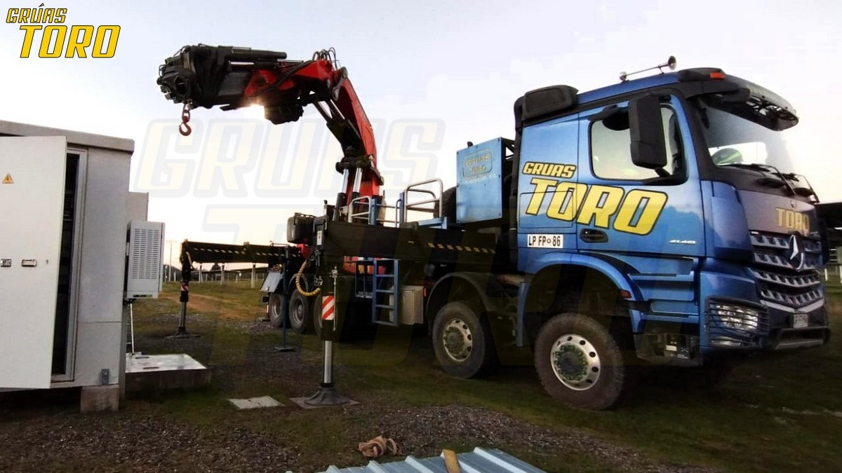 Grúas Toro - Arriendo de Camiones Grúa