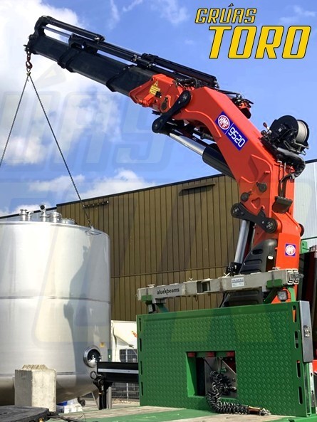 Grúas Toro - Arriendo de Camiones Grúa